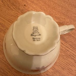 PMR Bavaria | Kitchen | Vintage Pmr Bavaria Teacup In Euc Gold Trim ...